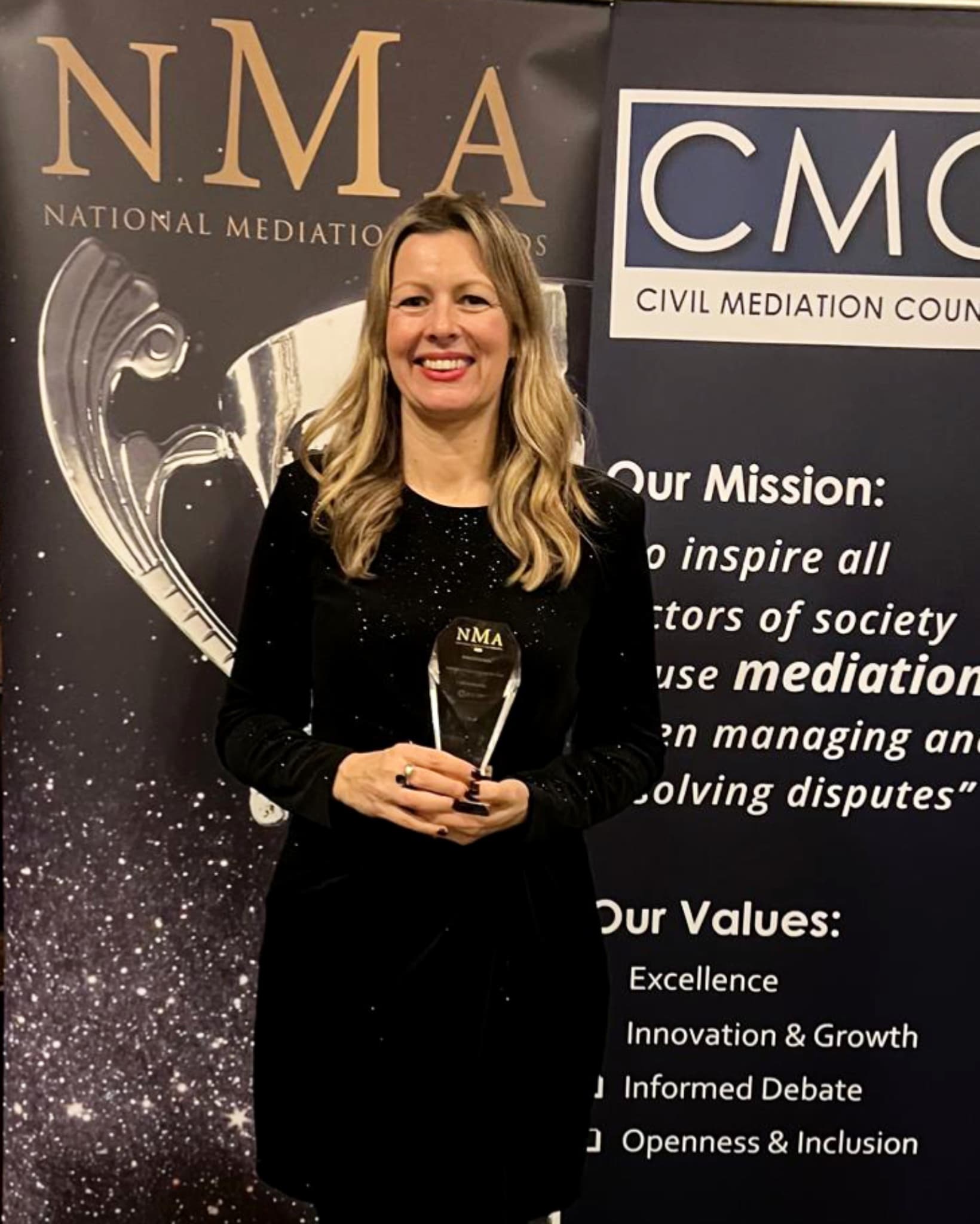 Nikki Edwards Wins Prestigious Mediation Advocate Award at National Mediation Awards